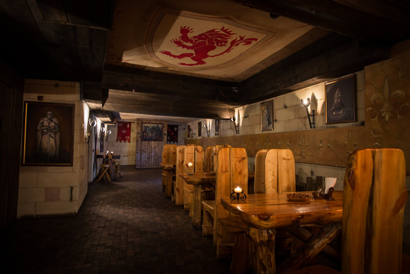Restaurant Excalibur Mananca Regeste